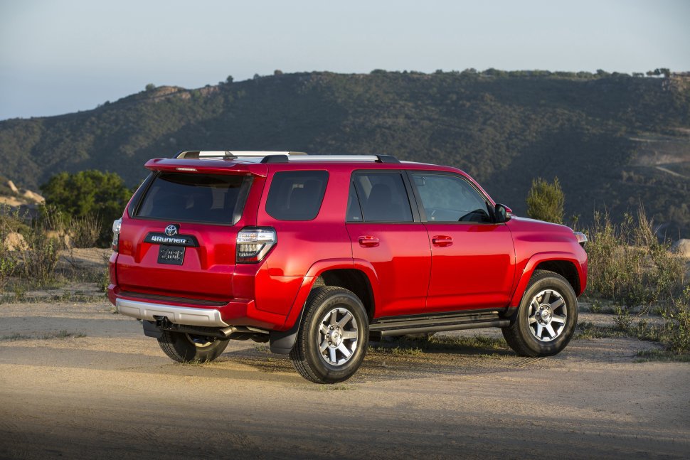 Toyota 4runner technical specifications and fuel economy